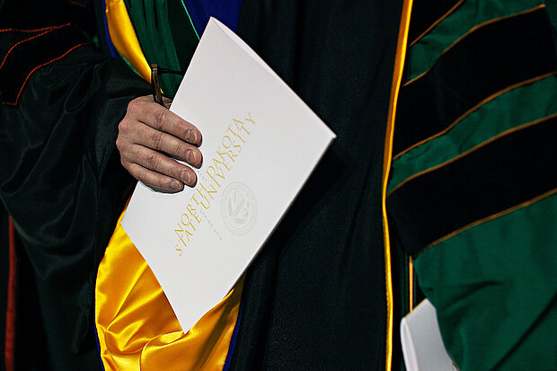 Academic regalia: what the gowns, hoods and adornments mean | NDSU News ...
